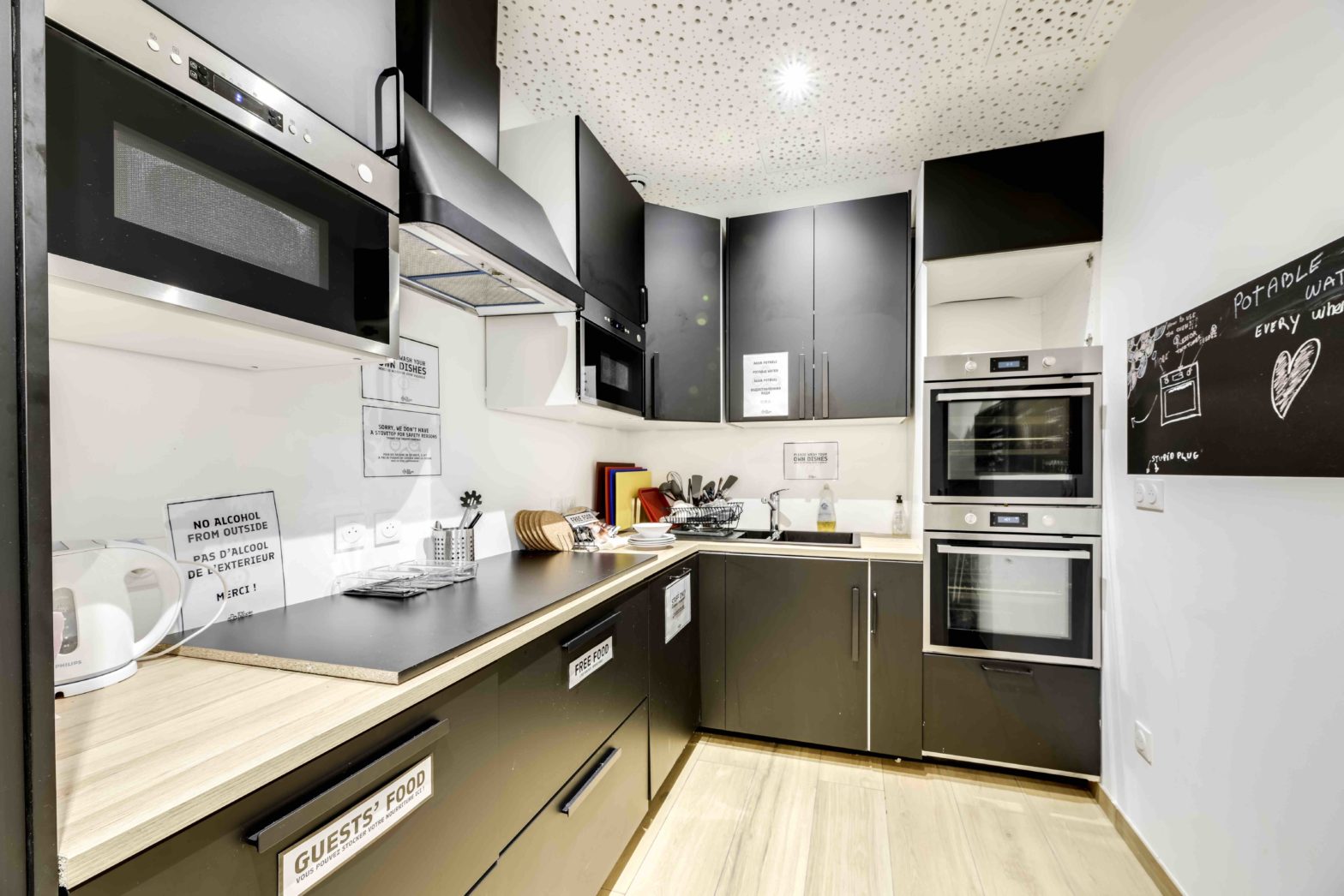 The People | A hostel in Paris Bercy